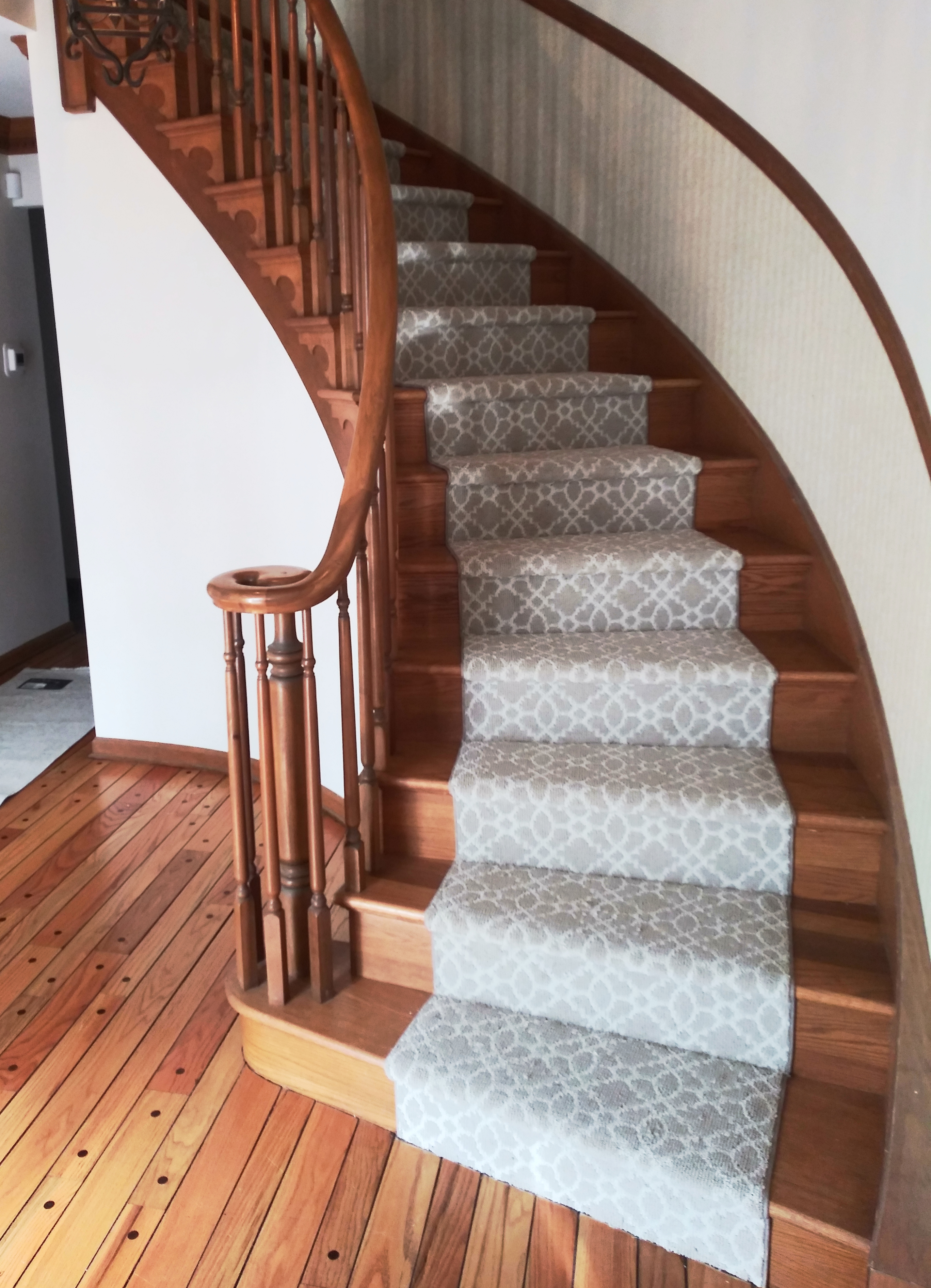 Custom Stair Runners, Step Runners, Stair Rugs